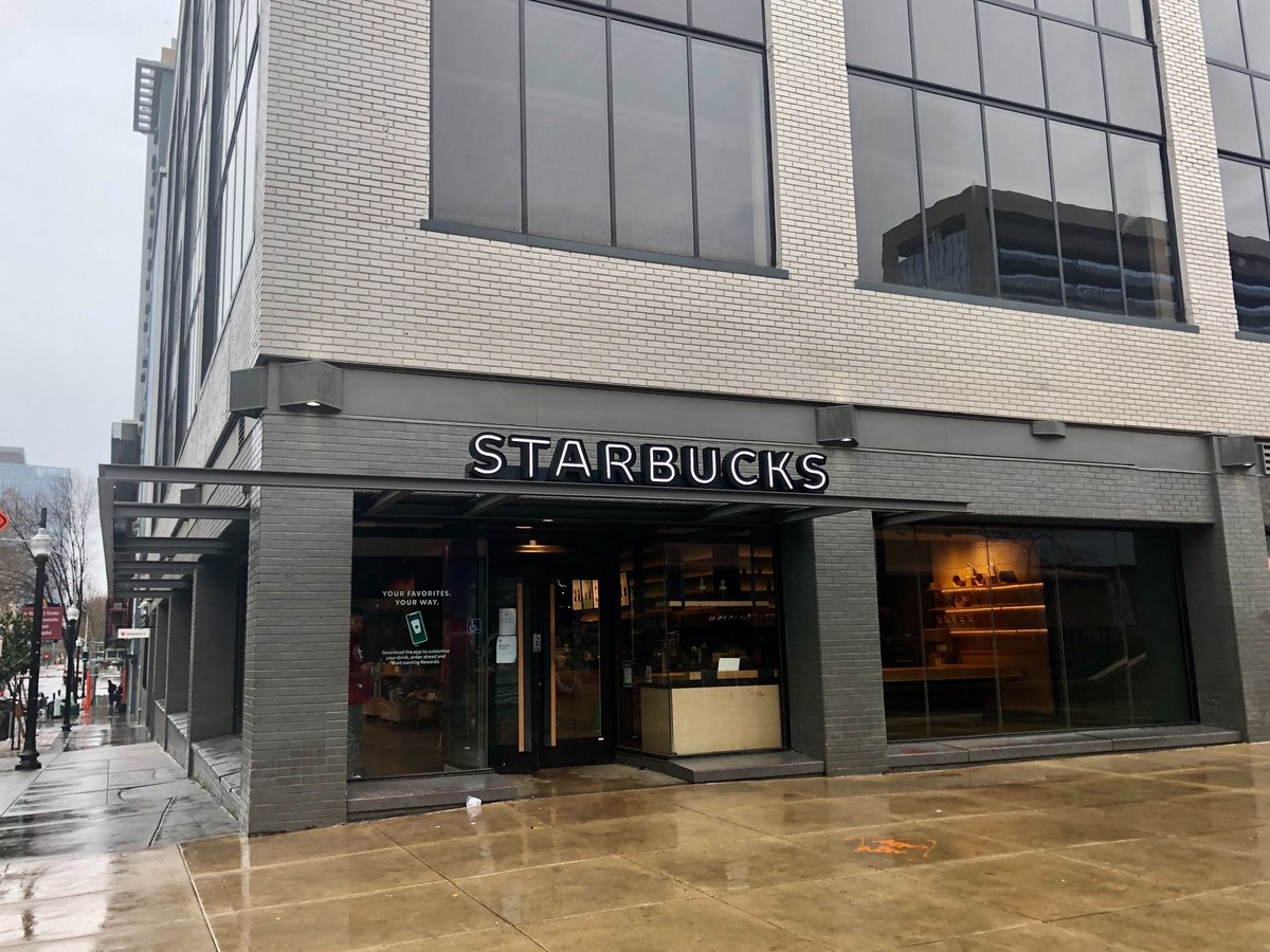 Downtown Sacramento Starbucks is the 300th store in the nation to unionize