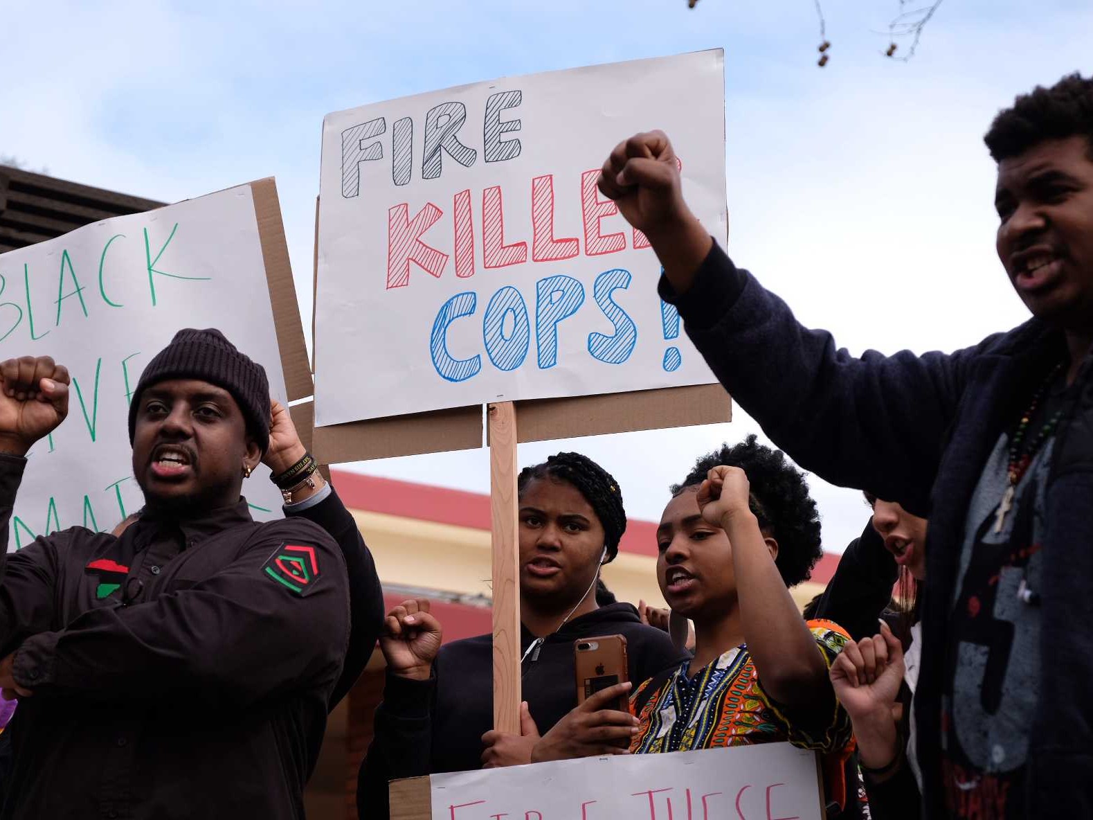 Stephon Clark: Students Walk Out Of Class, March To California’s ...