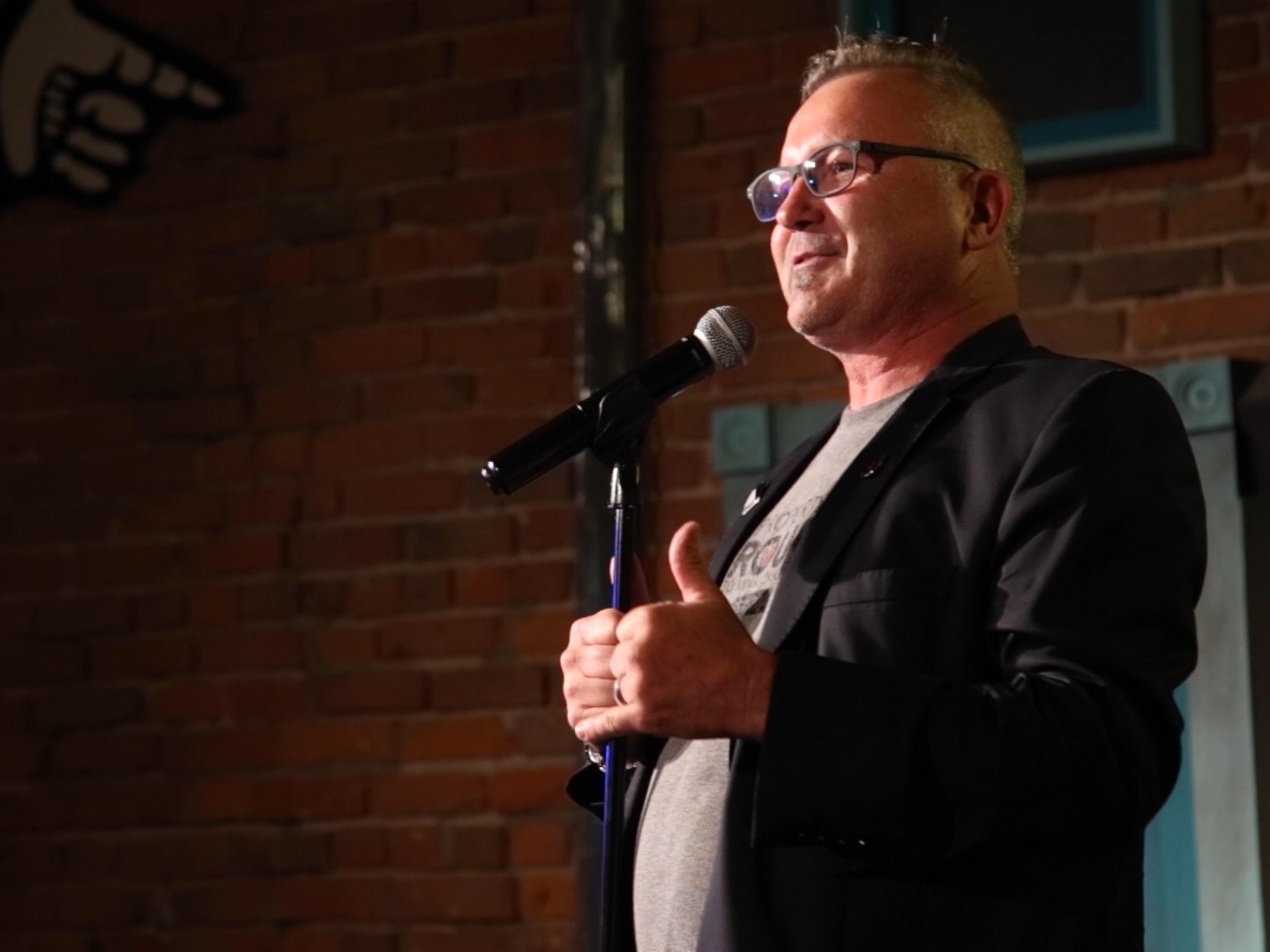 Sacramento Comedians Break Down Stigma Of Mental Illness With Jokes ...