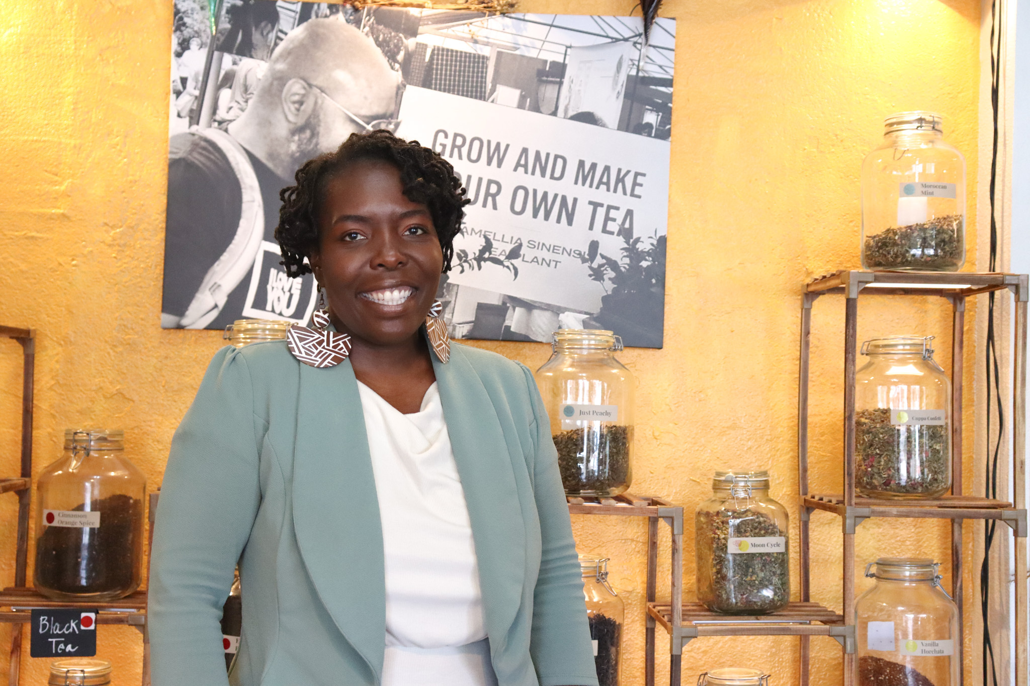 Flojaune Cofer officially running for District 1 Sacramento County ...