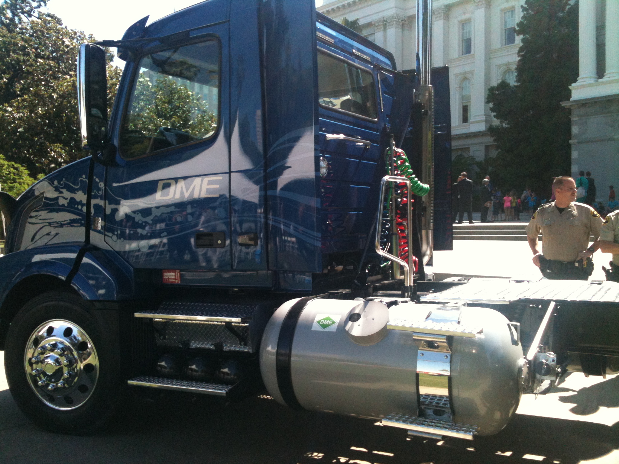 California Company Launches Industry-First Alternative Fuel for Trucks ...