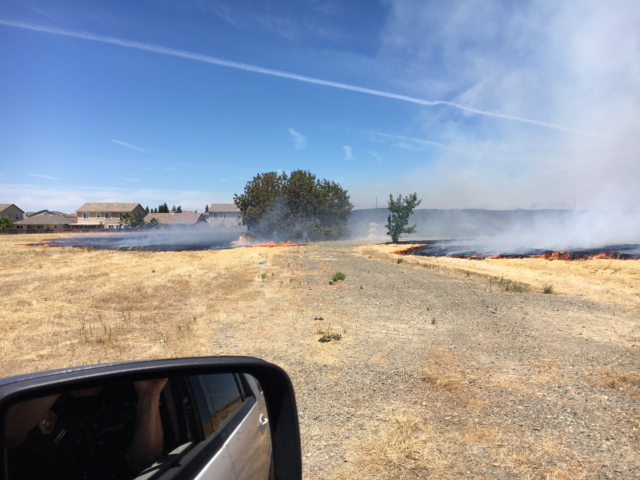 Fire Crews Stop Elk Grove Grass Fire Before It Damaged Structures ...